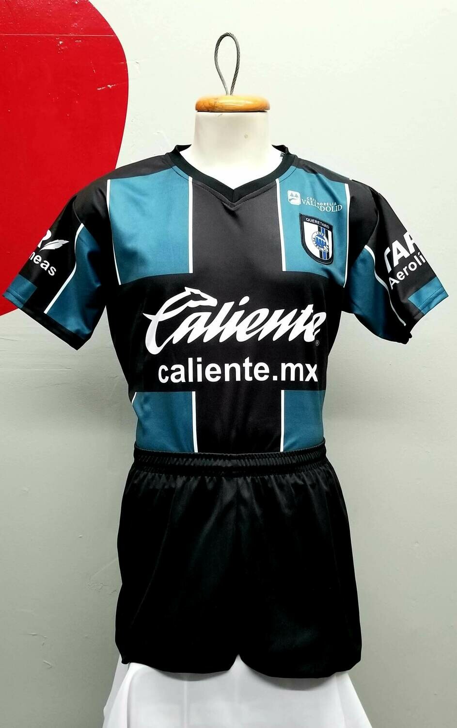 UNIFORME DE FUTBOL QUERETARO LOCAL 2020 DRI-FIT