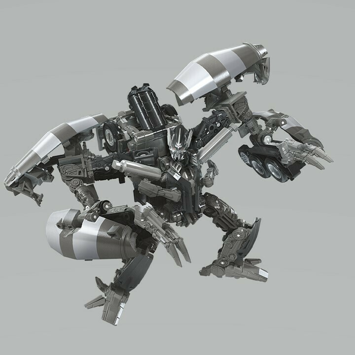 **PRE ORDER** Transformers Studio Series 53 Voyager - Mixmaster