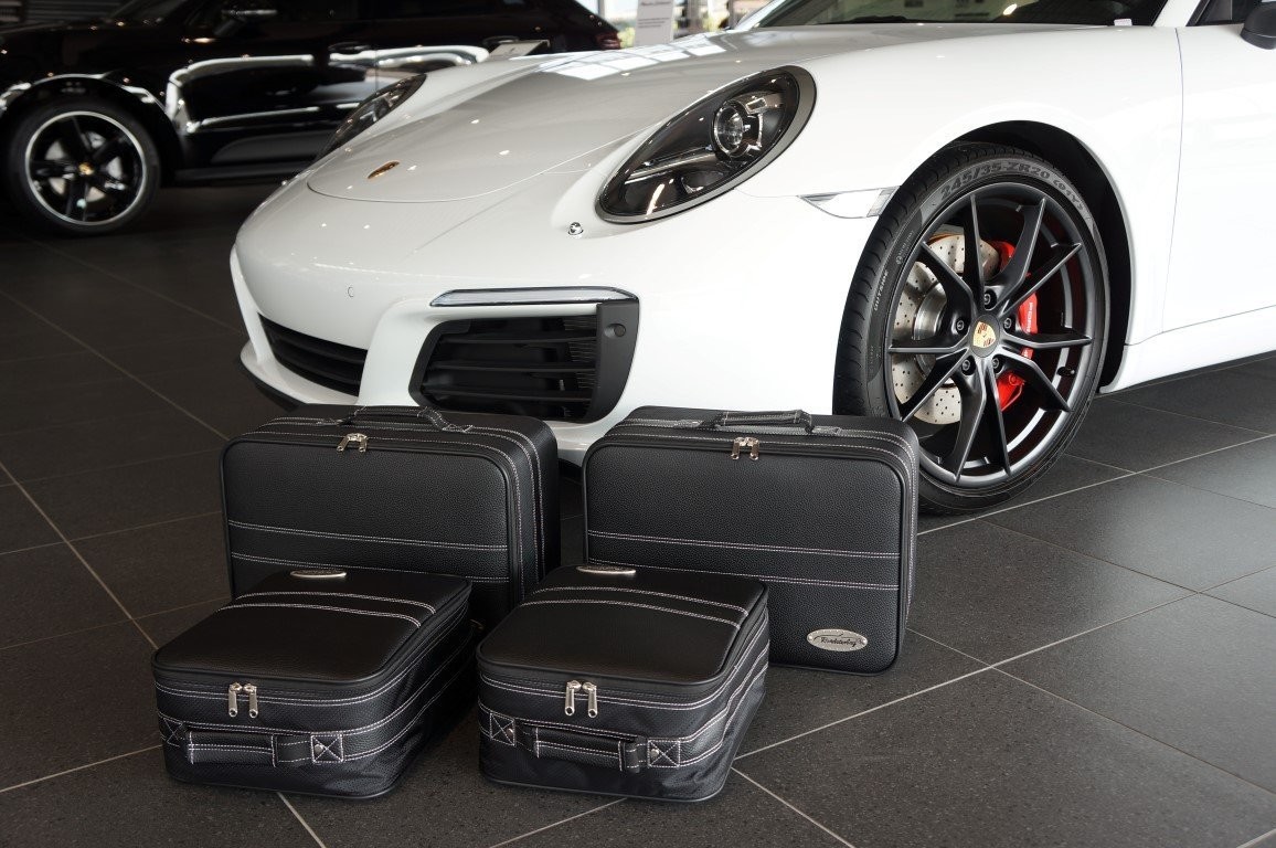 Roadsterbag Porsche 992 rear seat (completely leather)