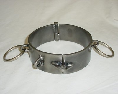 Metal Restraints: Shackles, Collars and Bondage Sets